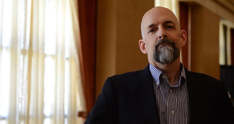 Neal Stephenson'dan Dünyanın Sistemi Raflarda – Kayıp Rıhtım
