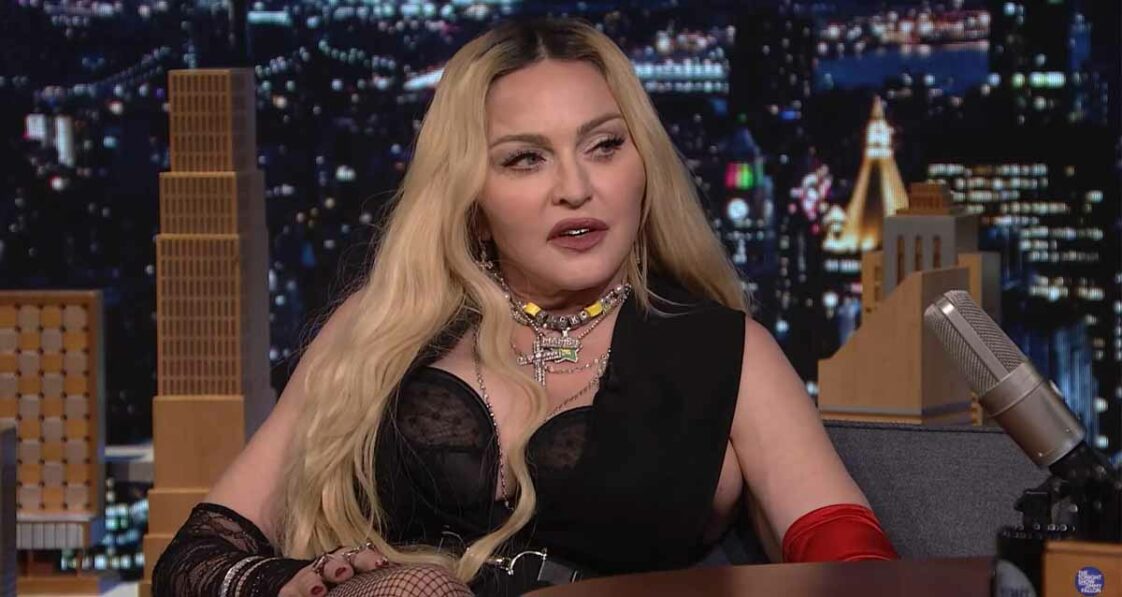 Madonna, Reddettiği Batman ve Matrix Filmleri için Pişman