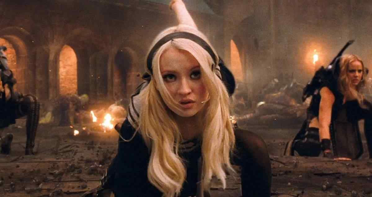 Sucker Punch, Yönetmen Kurgusu Versiyonuyla Yayınlanabilir