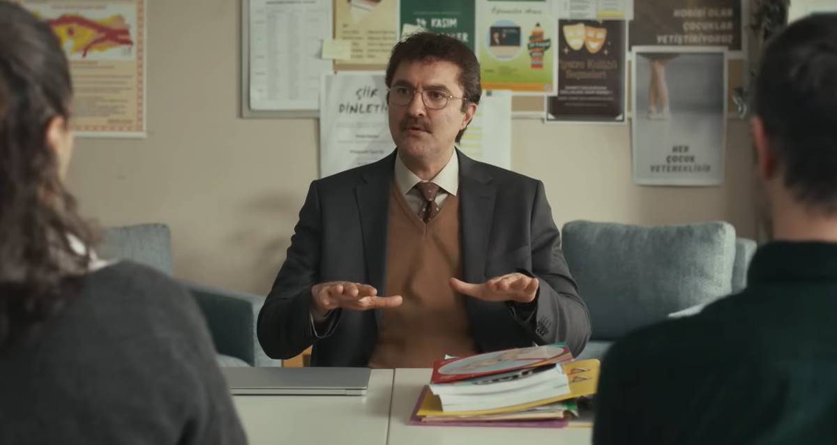 Kuvvetli Bir Alkış: Berkun Oya'dan Yeni Dizi | Fragman