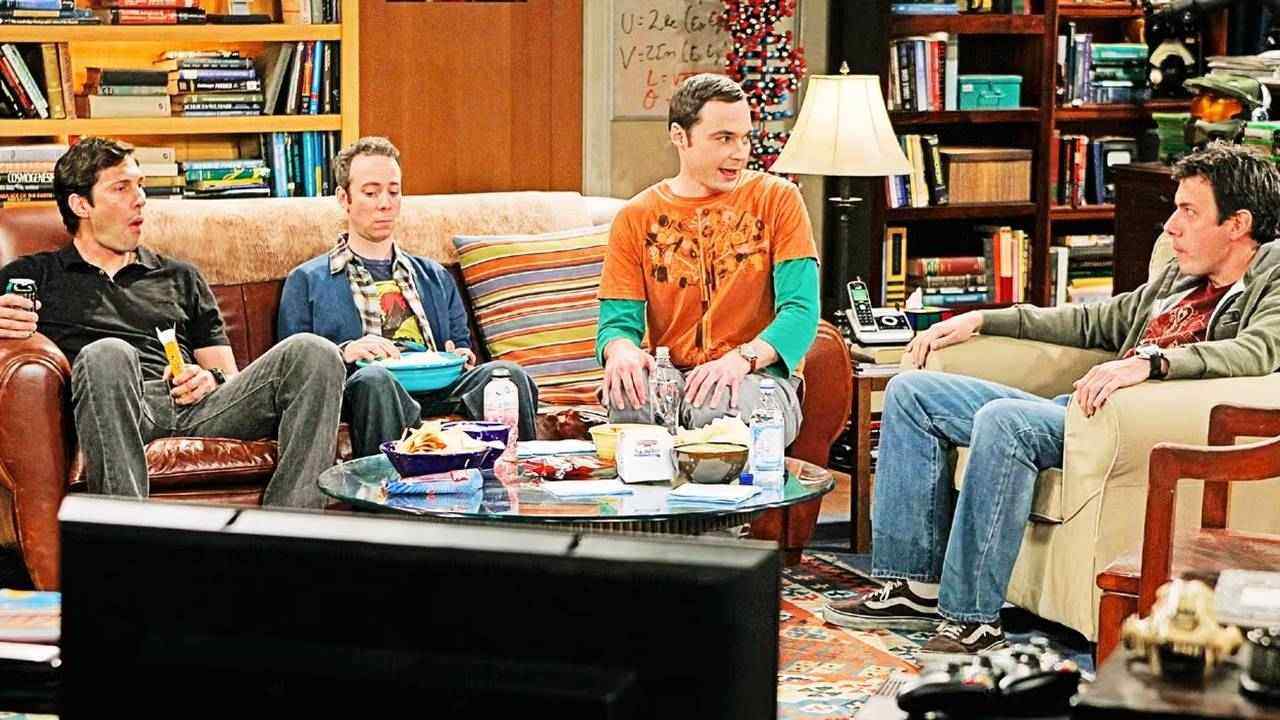 Stuart Fails to Save the Universe Dizisi Geliyor